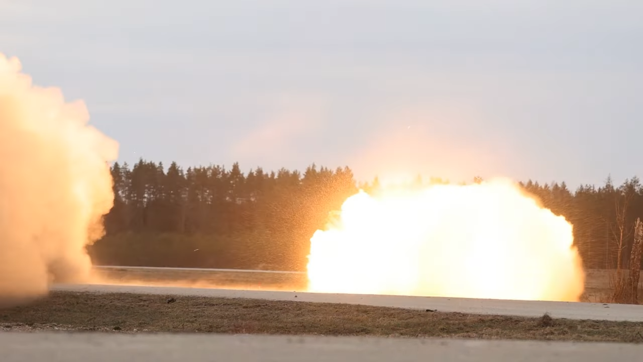 Watch a HIMARS Launch 80km Precision Rockets in Seconds Caught on Camera