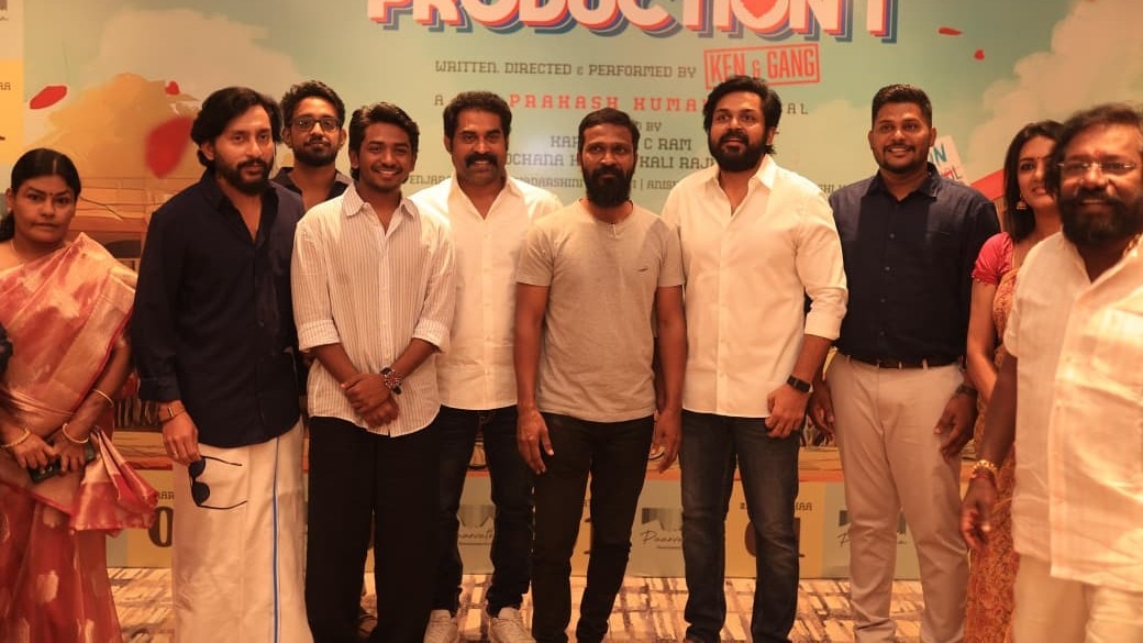 Actor Ken Karunaas's debut directorial begins, Karthi gives first clap