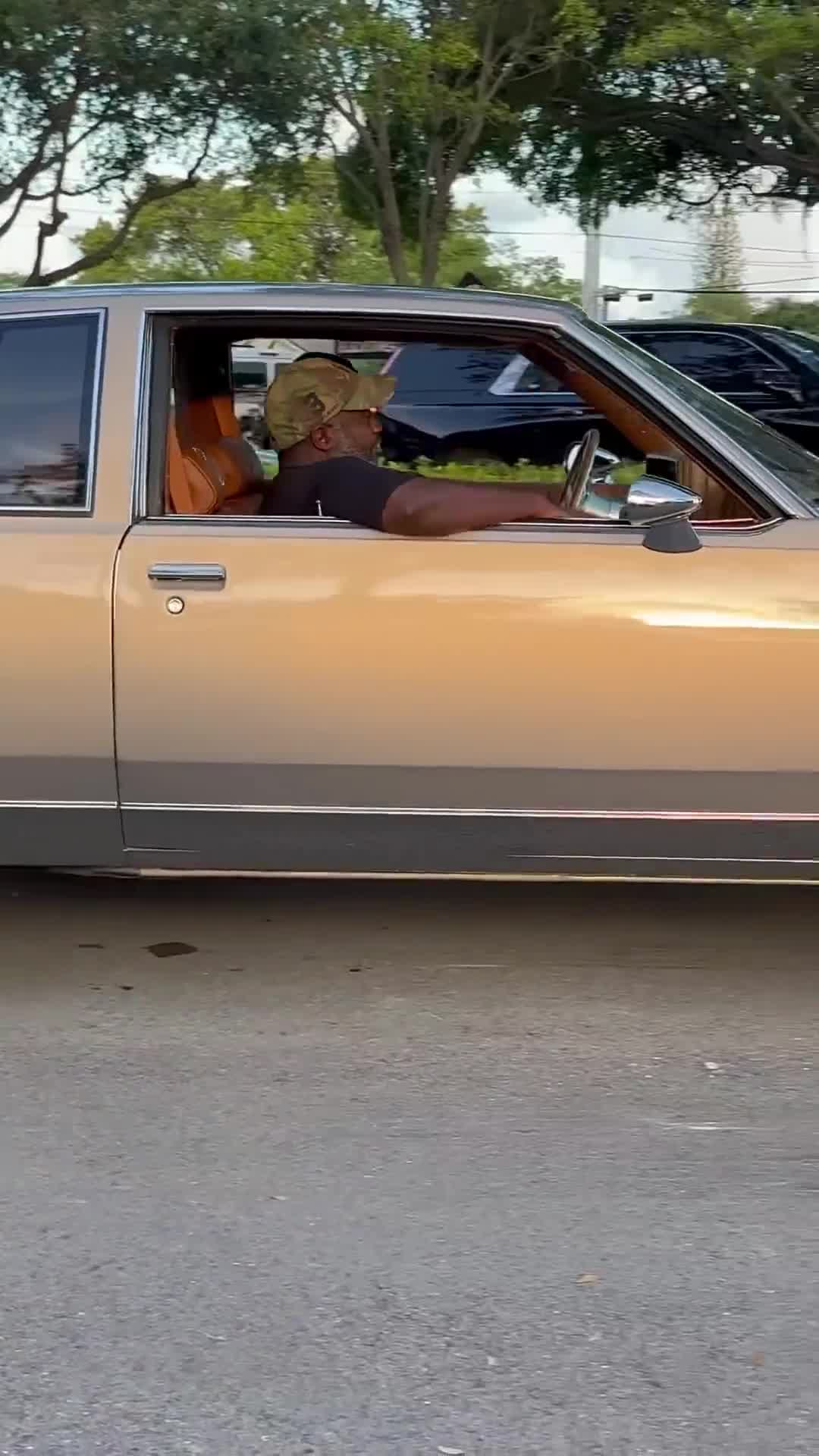 Buick Regal on 24’s Riding