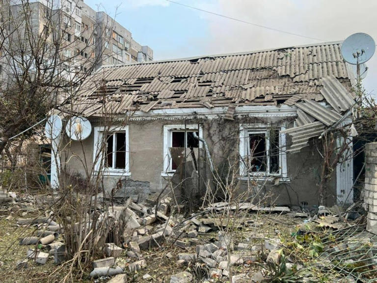 Russian forces attack Ukraine's Kherson again: 16-year-old boy and five ...