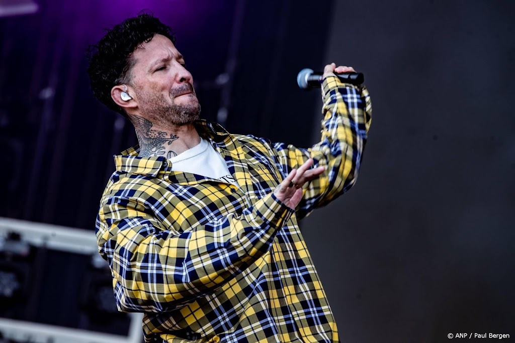 Kraantje Pappie kondigt grootste solo-optreden in Groningen aan