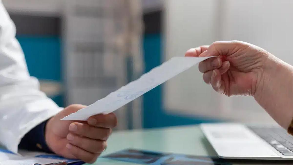 Ya es oficial: la Seguridad Social dejará de pagar la baja médica a ...