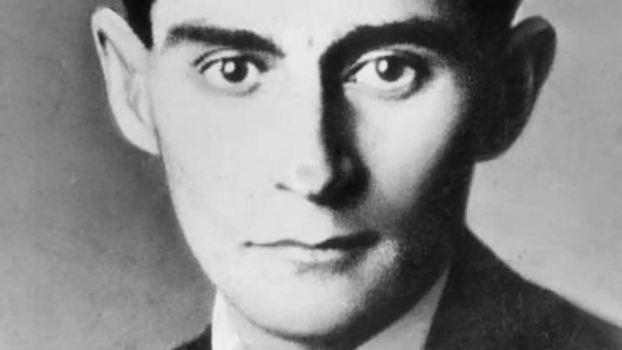 7 Franz Kafka quotes that stir deep reflection on life