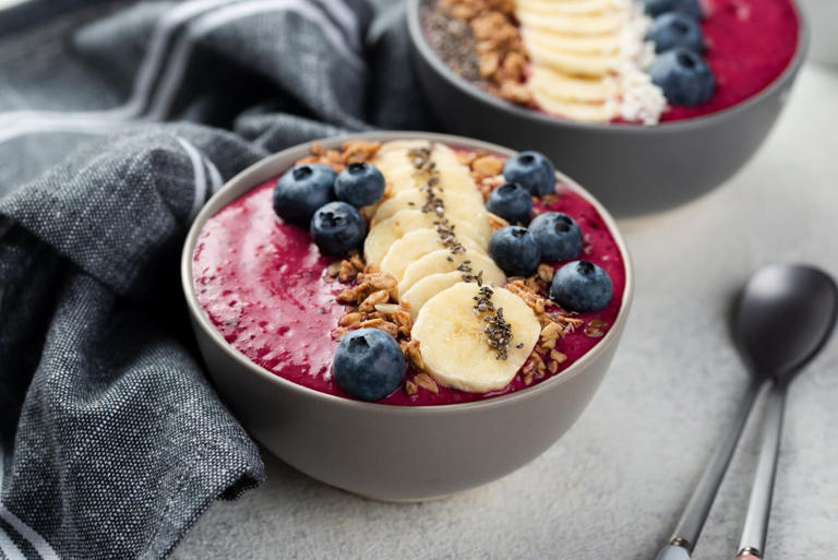Simple Steps to Make a Smoothie Bowl