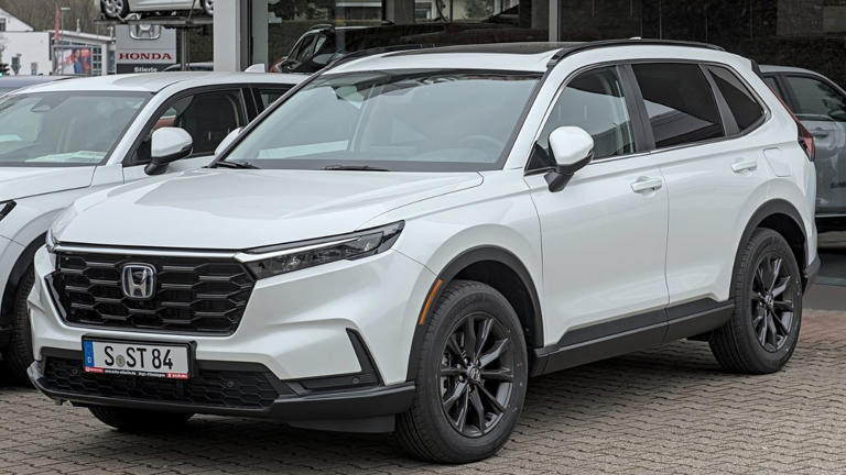 8 Hybrids with the biggest cargo space