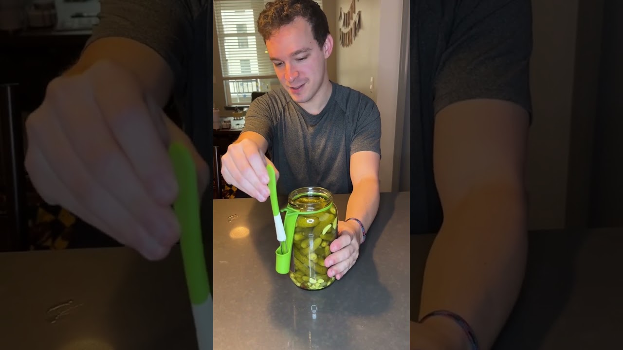 How a simple gadget solved the pickle jar problem once and for all