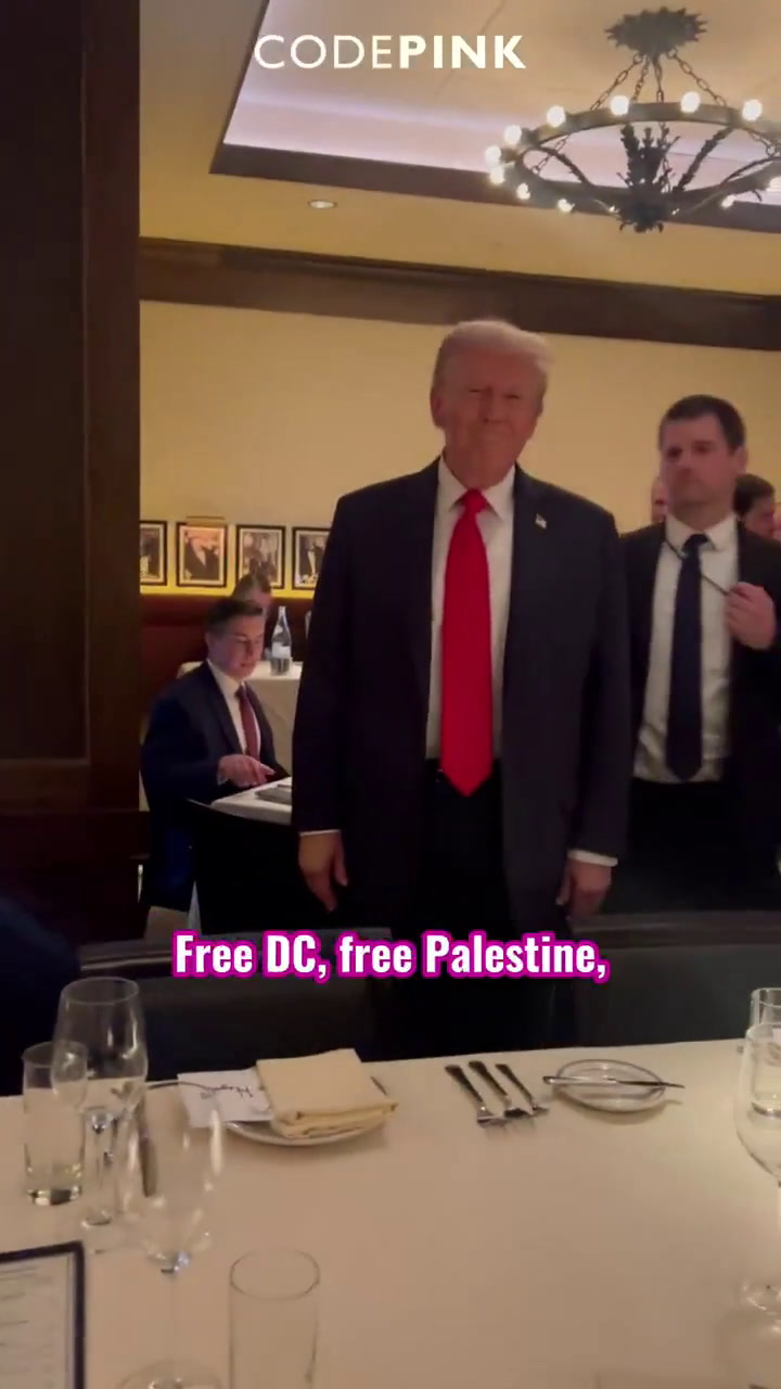 Trump Raged at the Secret Service Over His Disastrous Dinner Stunt