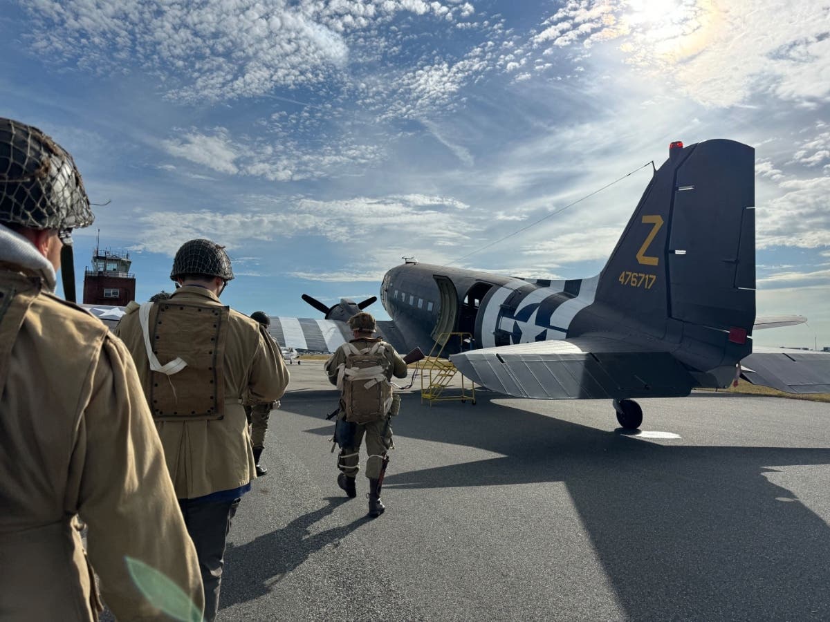 Long Islanders Fly Over Jones Beach In A WWII C-47 Warbird, Honoring ...