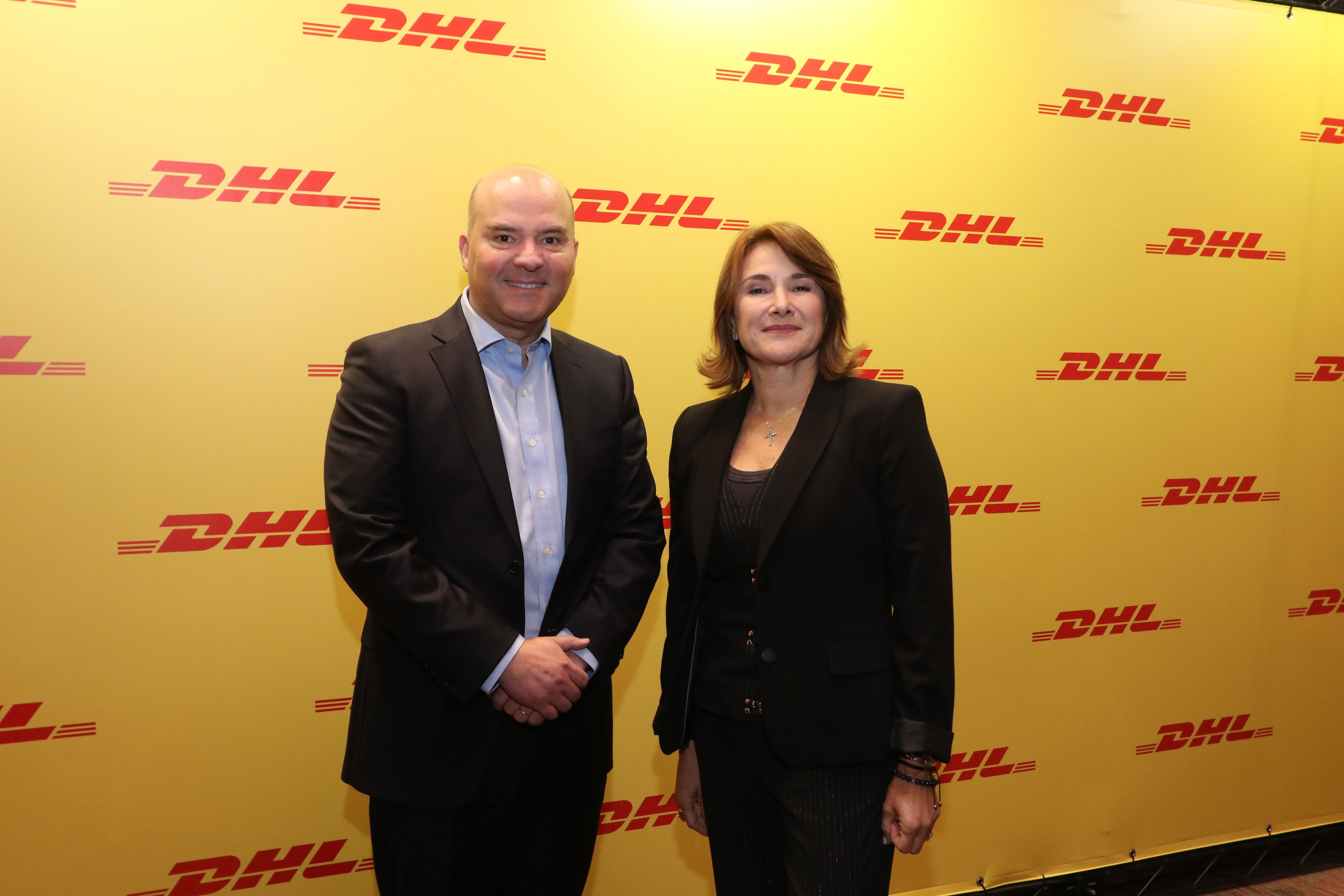 La estrategia de DHL Express en Chile para crecer en pymes que quieren ...