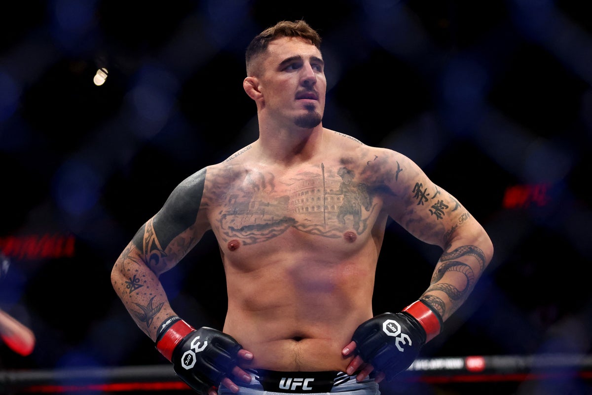 Aspinall teammate involved in eye-poke drama one week after Briton