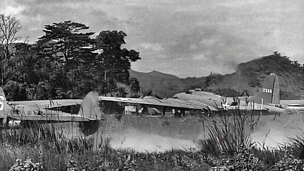 Bomber #666: The Outrageous Custom Modified B-17 with 16 .50 Caliber ...