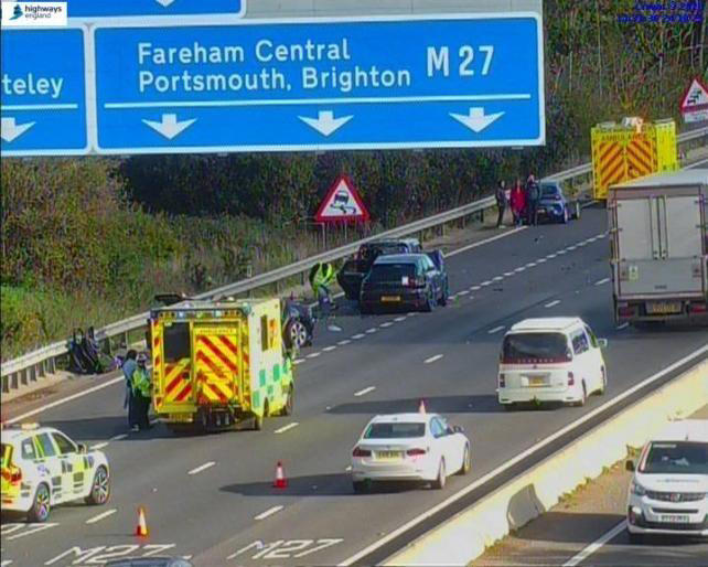 M27 pictures show horror crash with a "number of casualties" seriously ...