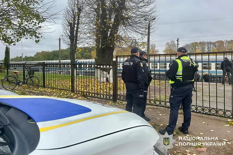 Four dead, 12 wounded in blast at Ukraine train station