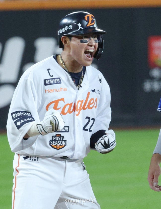 한화 21세기 첫 한국시리즈 우승 도전! '대전에서 19년 만의 KS 열린다' LG와 최초 맞대결 성사 [PO5 현장리뷰]