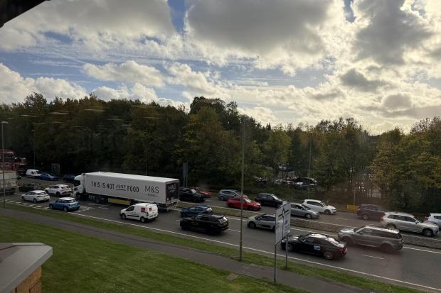 Roads gridlocked as drivers seek alternative to M27 after crash