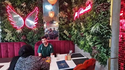 New restaurant, Salt and Pepper, giving away breakfast for a £1 in the ...