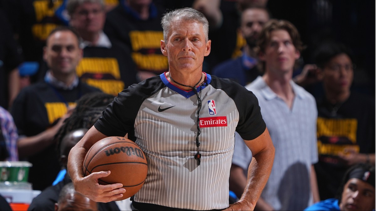 No, Scott Foster Was Not Arrested in Gambling Investigation