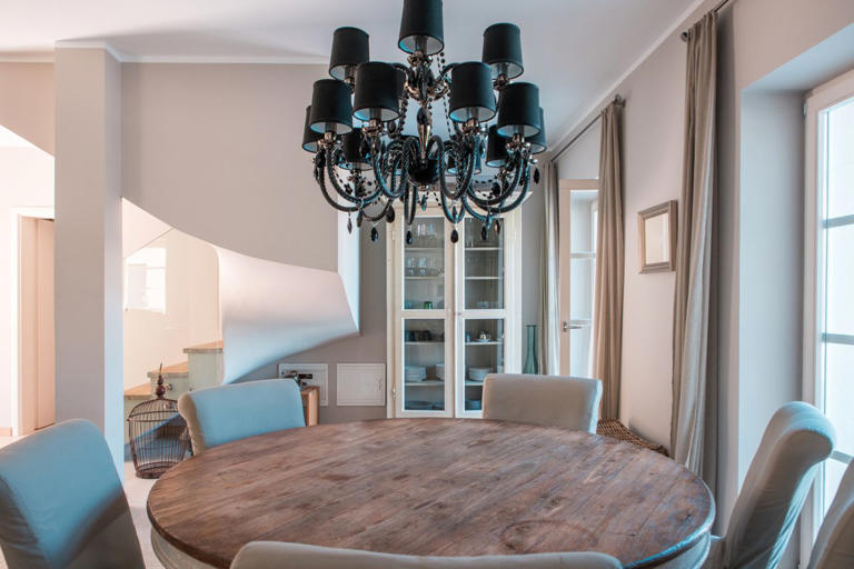 Designers say these common dining room mistakes can make even large ...