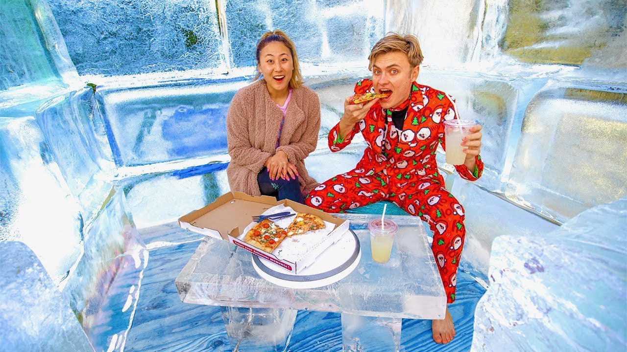 Igloo date with my boyfriend!