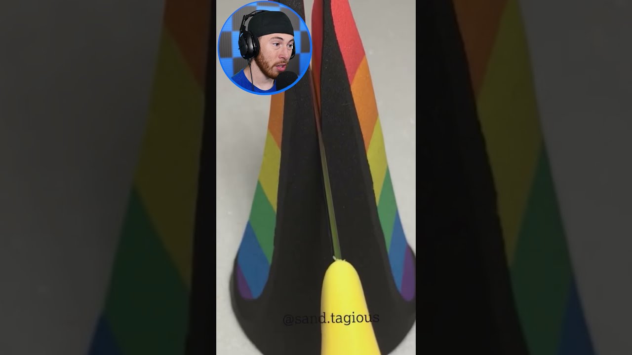 Videos of sand cutting that provide oddly satisfying visuals