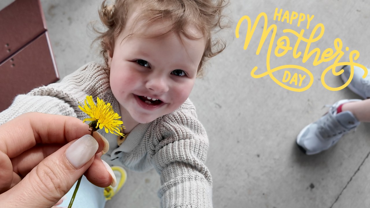 Mother’s Day with the Fam | Crazy Lamp Lady Vlog