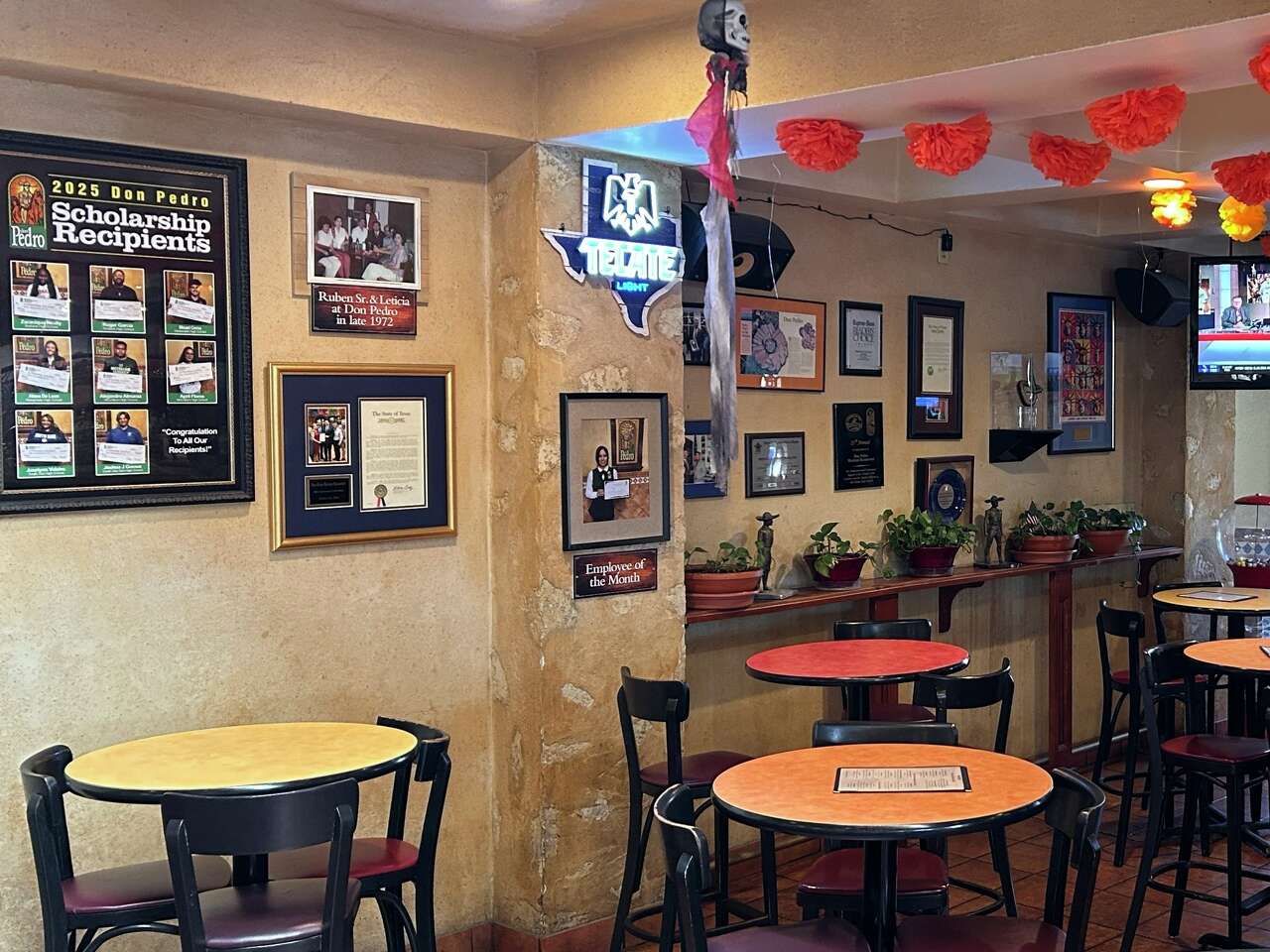 S.A. Mexican food staple treats guests 'like family' 5 decades in