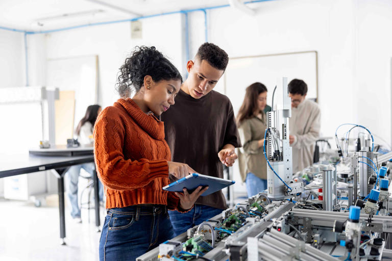 Facing Job Market Struggles, College Majors Seek New Paths to Success