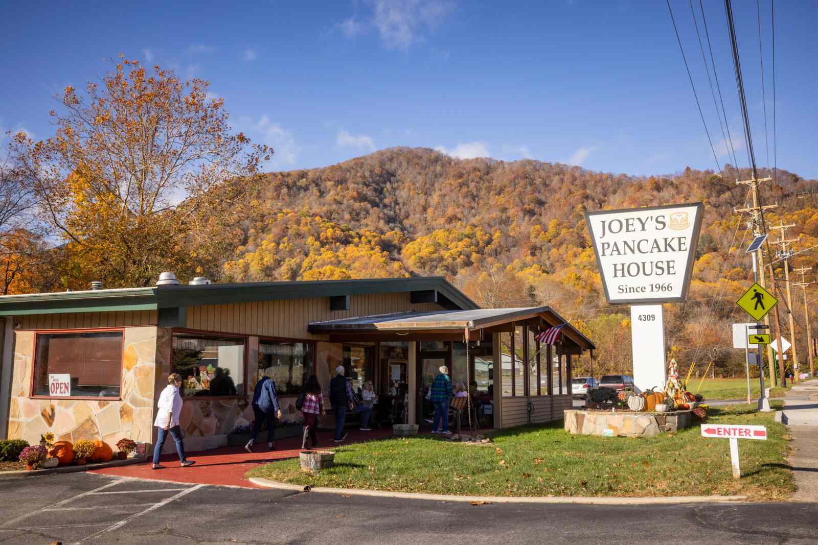 The most legendary pancake houses in the South