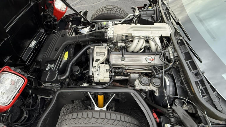 1985 Corvette Z51 For Sale with 9,000 Miles: Vintage Corvette for the ...