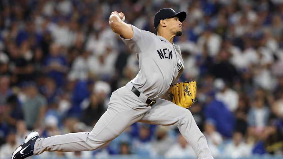 Yankees Have Easy Decision With Jonathan Loáisiga's Contract