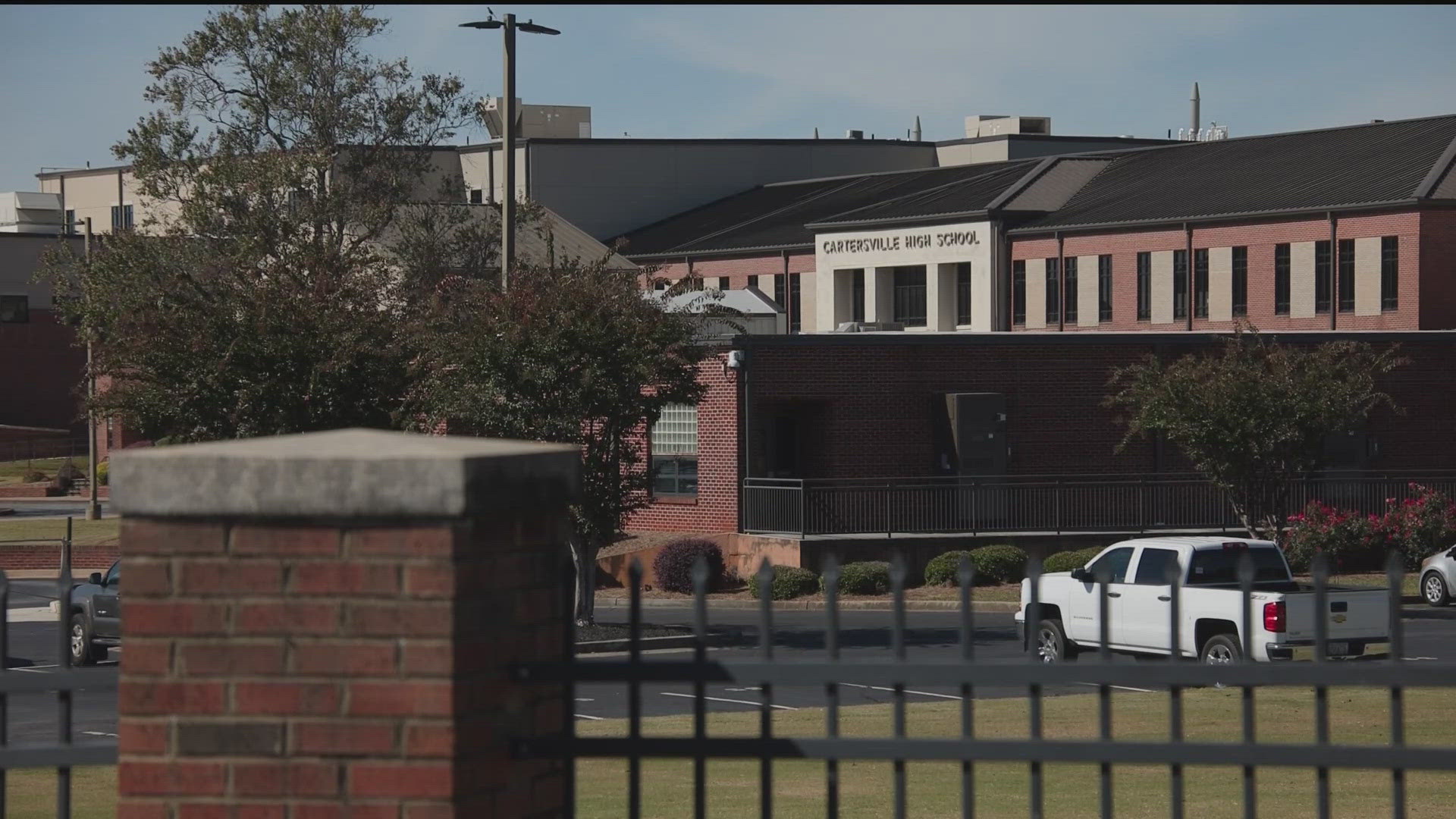 GSP: Cartersville High student sustains serious injuries to one leg ...