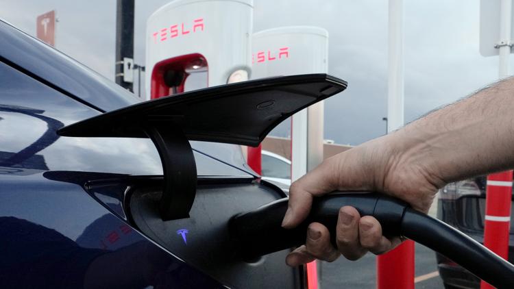 Michigan's annual electric and plug-in hybrid vehicle registration fees ...