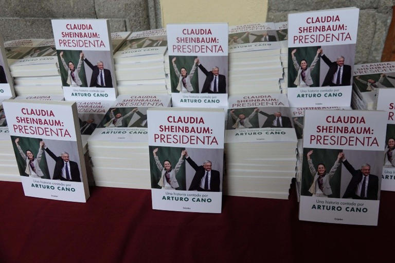 Sheinbaum presenta su libro "Diario de una Transición Histórica", un ...