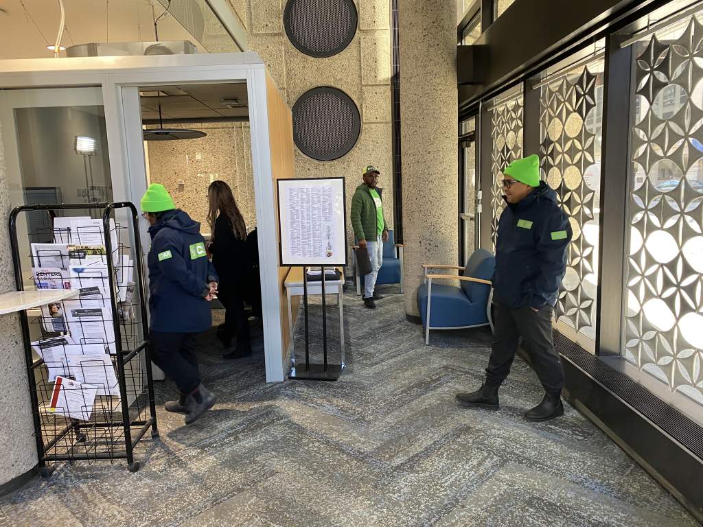 Downtown Winnipeg community hub reopens, offers resources for those in need