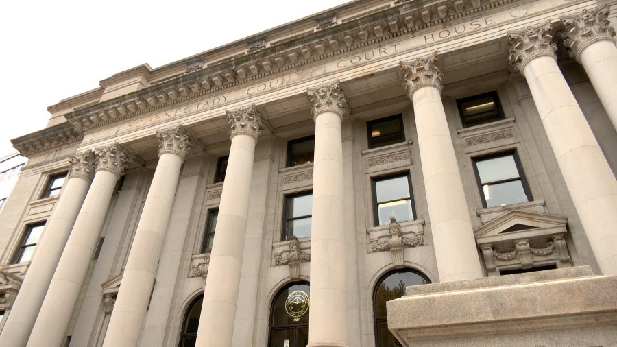 Bomb threat prompts evacuation of Schenectady County Courthouse