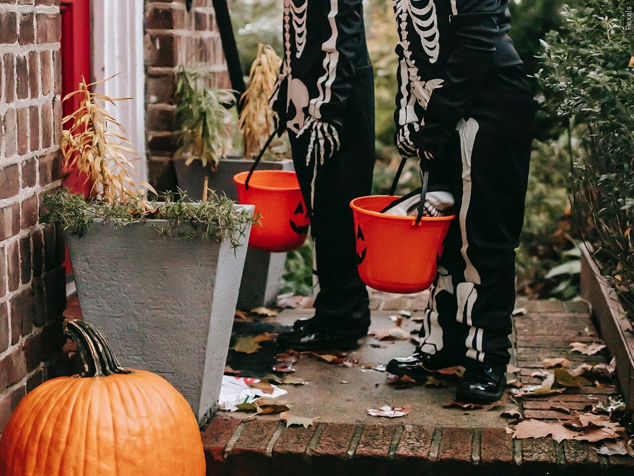 2025 trick-or-treat times across mid-Michigan
