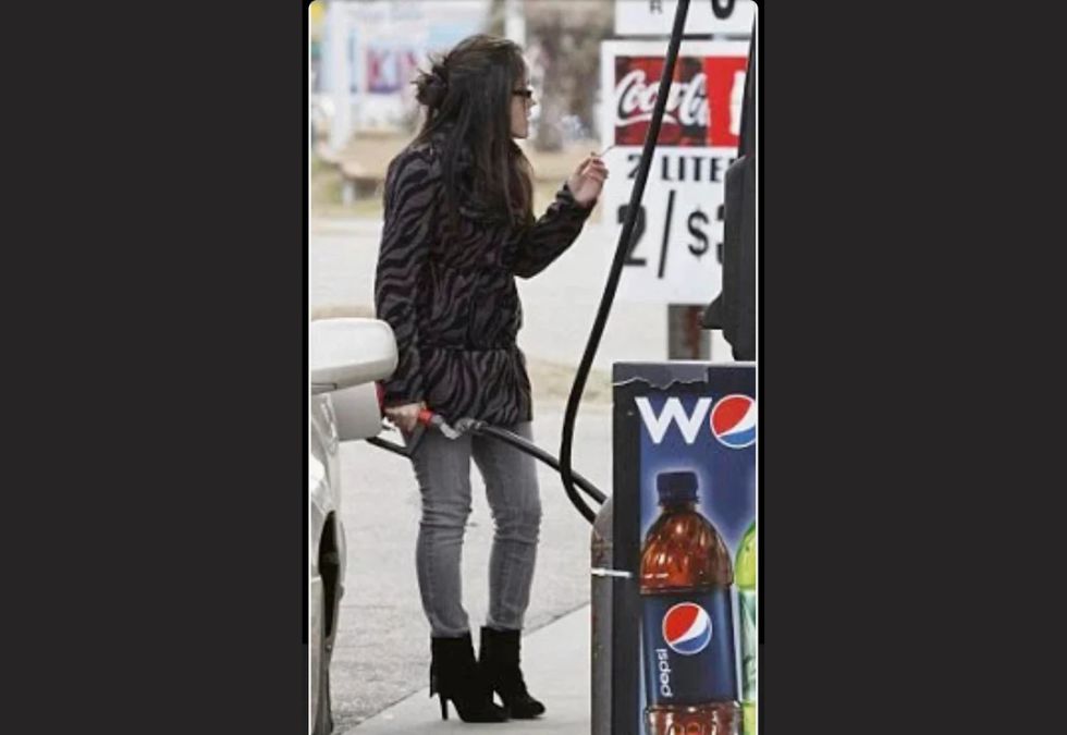 21 Photos That Make You Question Humanity’s Common Sense