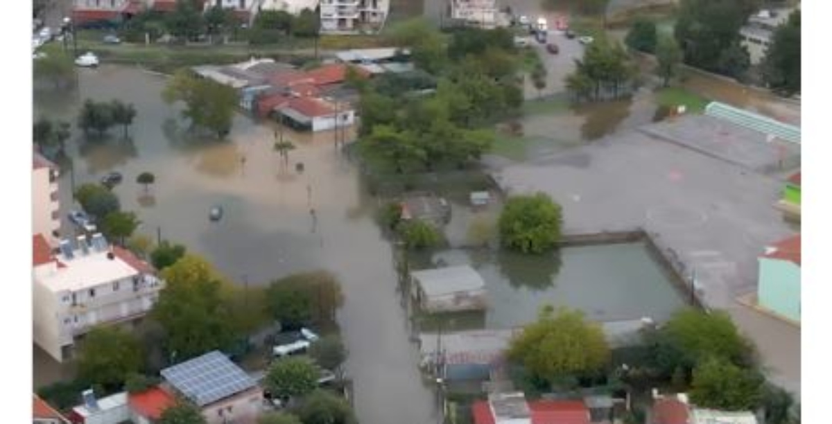 «Πνίγηκε» το Μεσολόγγι από την κακοκαιρία – Συγκλονιστικές εικόνες από ...