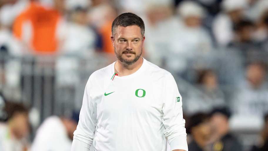 Oregon Ducks Land Four-Star Linebacker Recruit Over Texas, Michigan