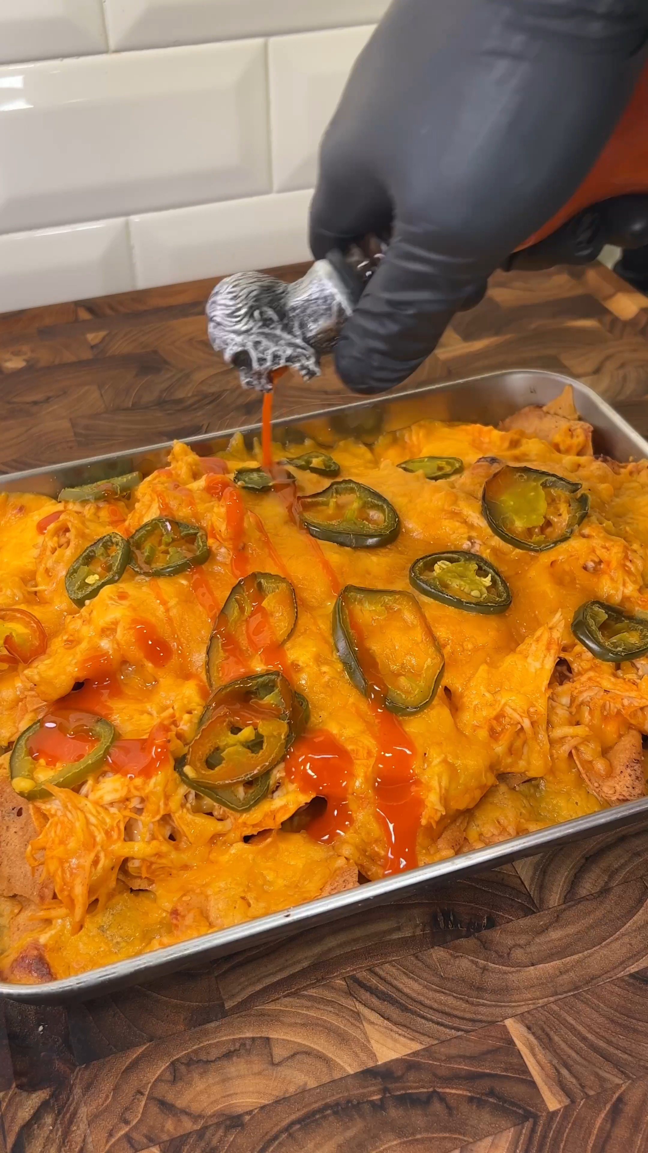Buffalo chicken nachos