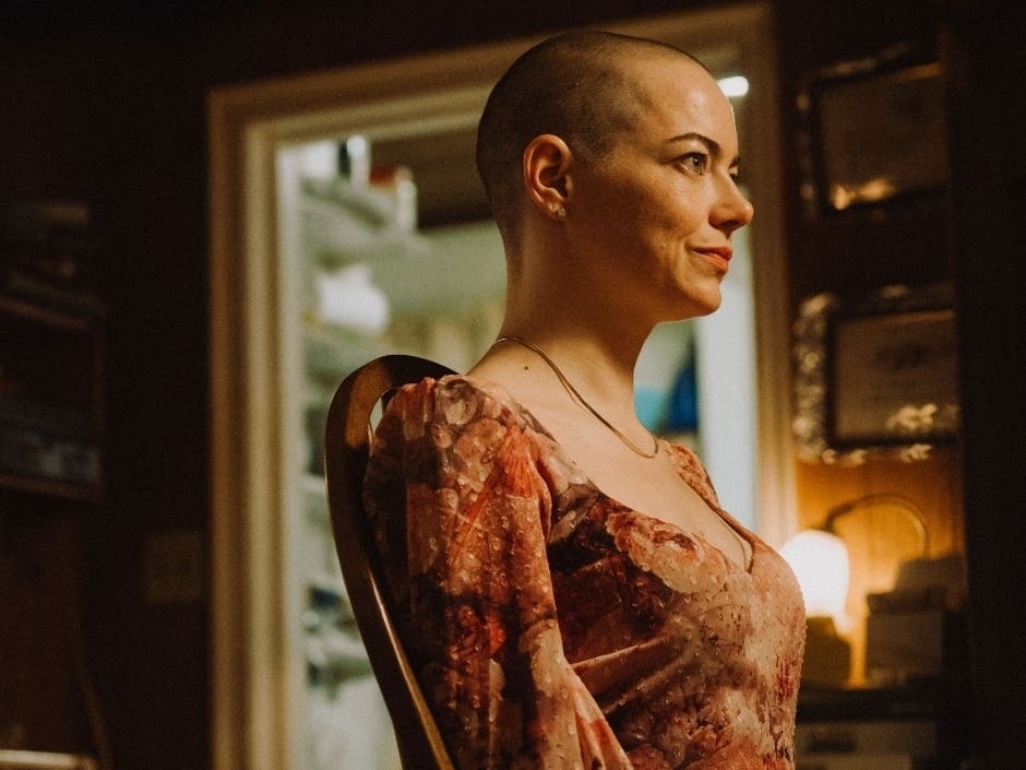 Emma Stone and Jesse Plemons Face The Unknowable In Yorgos Lanthimos ...