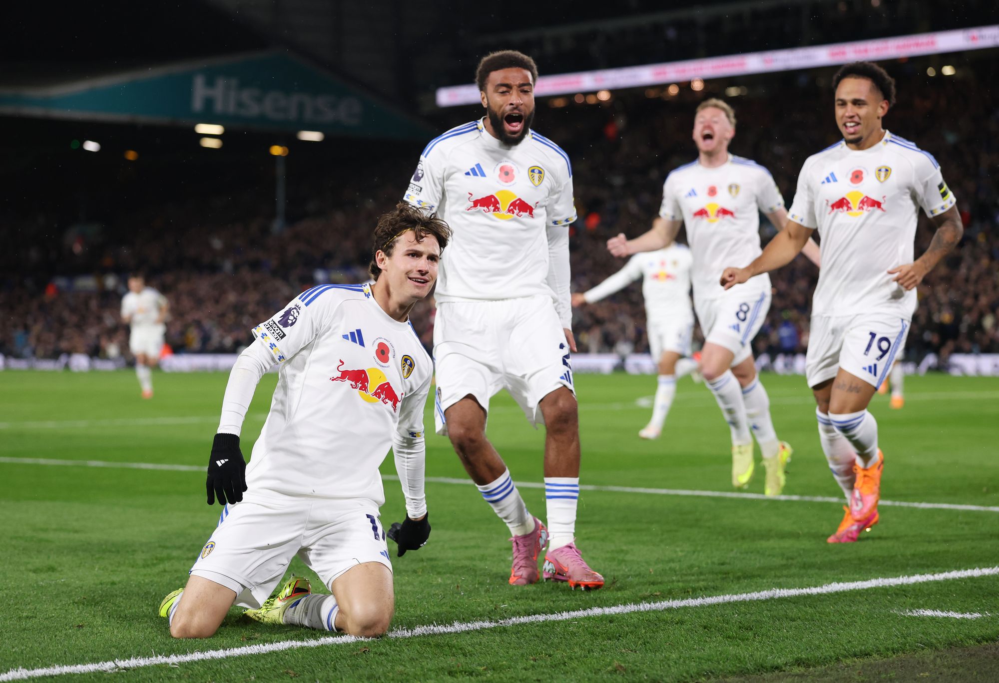 Graham Smyth's Leeds United player ratings vs West Ham with 'incredible ...