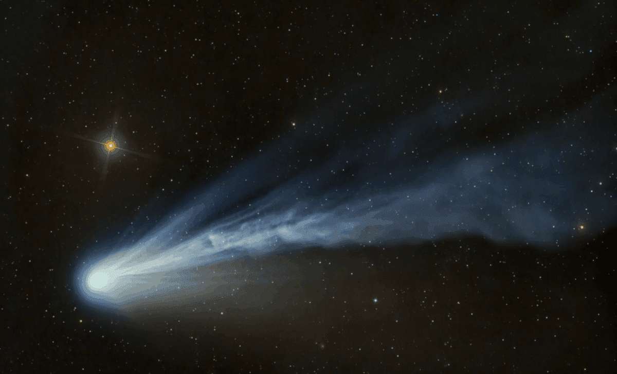 Astronomers Detect Mysterious Radio Signals From Ancient Comet 12P/Pons-Brooks