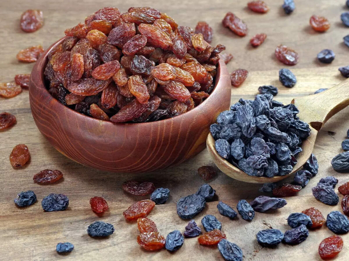 7 amazing benefits of kismis (raisins) you should know