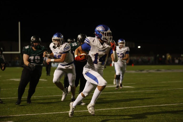 High school football scores. See who won Cincinnati's Week 11, first ...