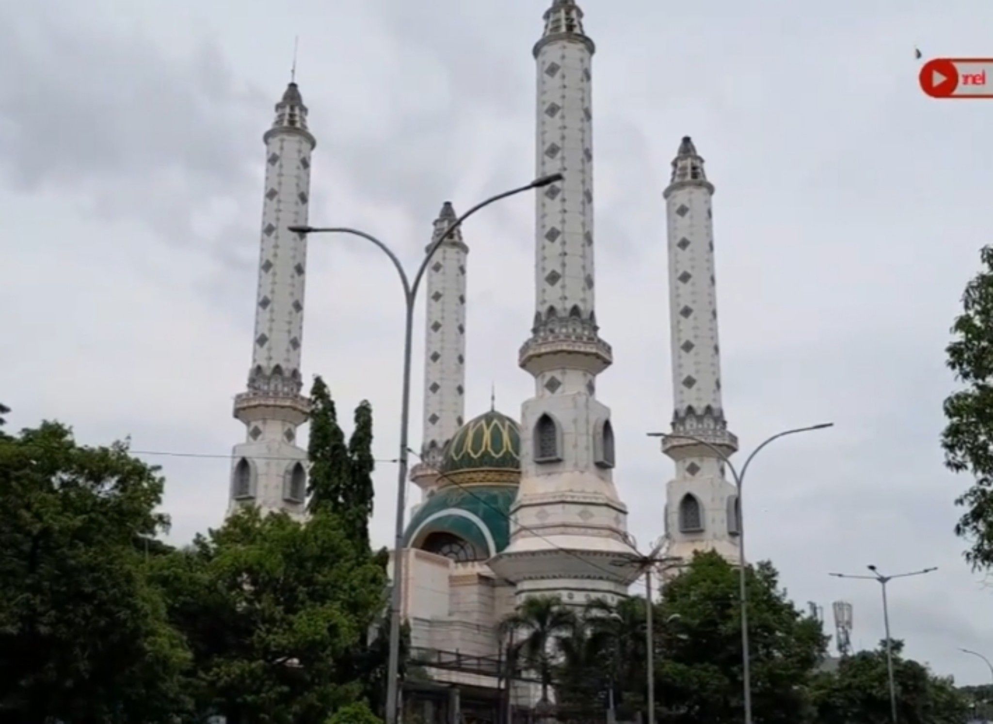 Masjid Agung Nurul Islam Cilegon, Jejak Perjuangan Rakyat dengan ...