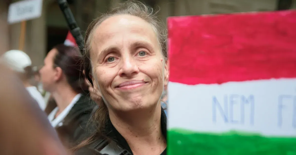 Tompa Andrea: Nem lehet már a négy fal között maradni