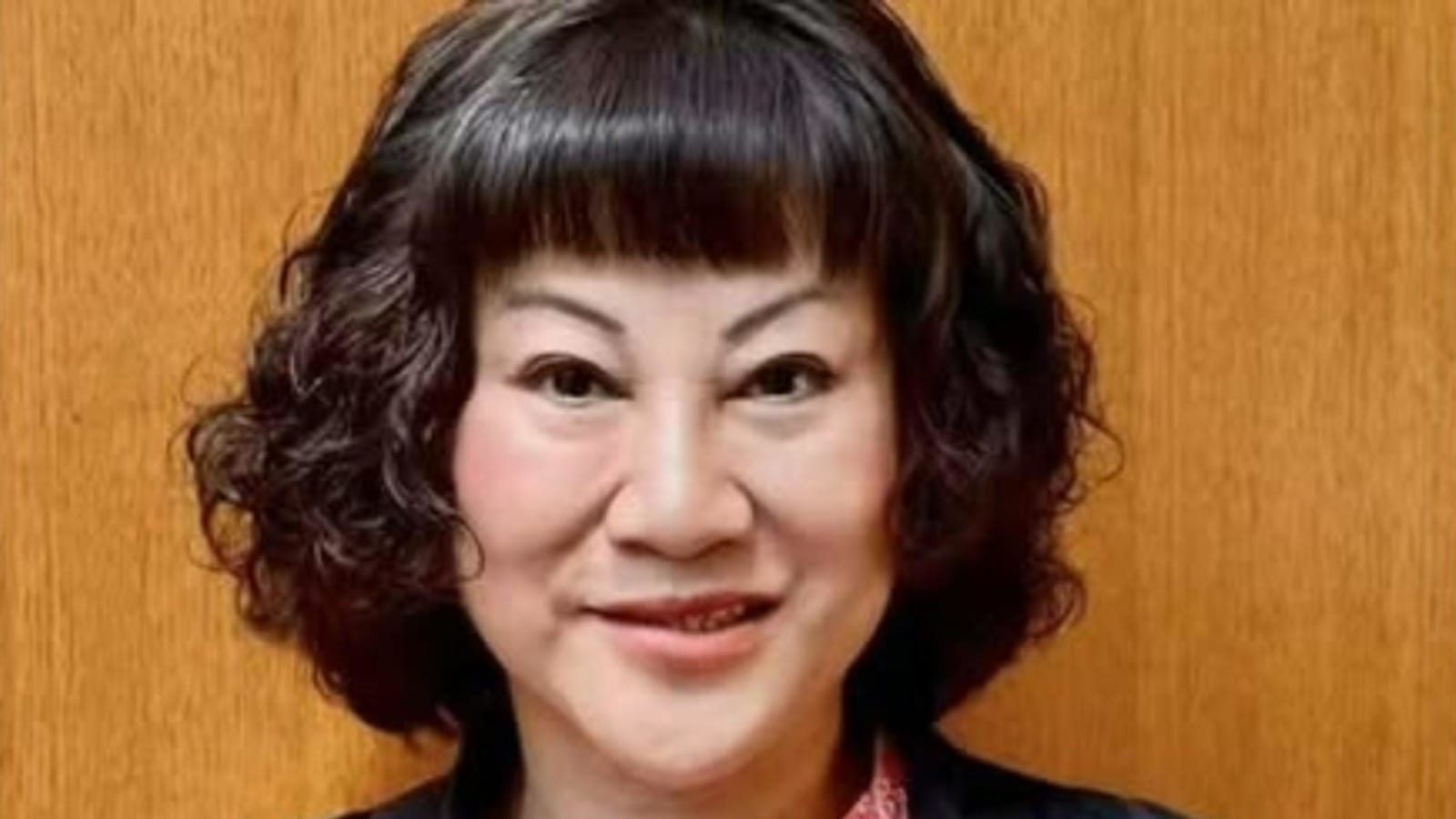 Ruby Liu's Hudson's Bay Dream Collapses — Inside the B.C. Billionaire's ...