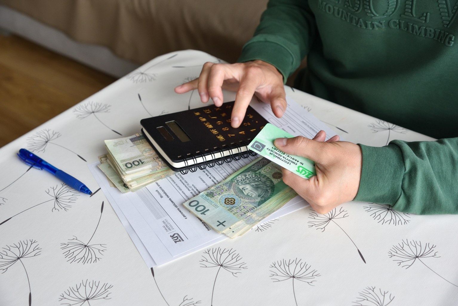 Średnia emerytura w Polsce. ZUS podał najnowsze dane, oto kwota