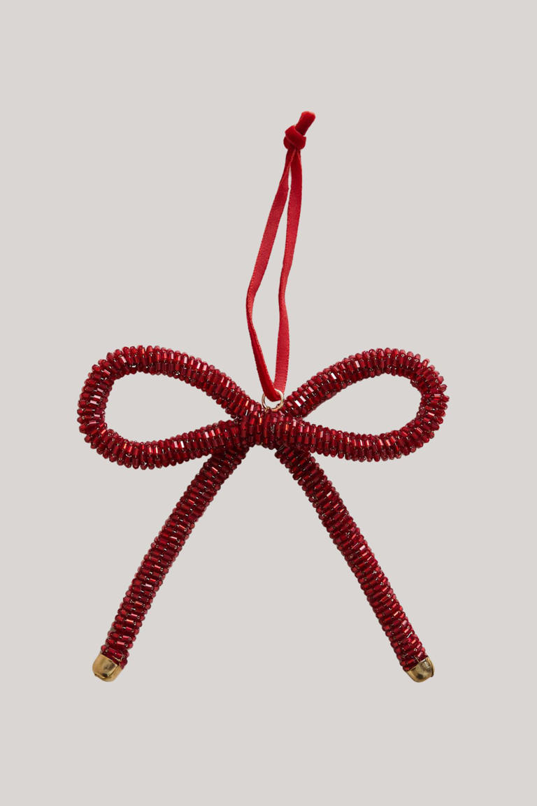 It's Undoubtedly the Color of the Season, but Are You Bold Enough for a ...